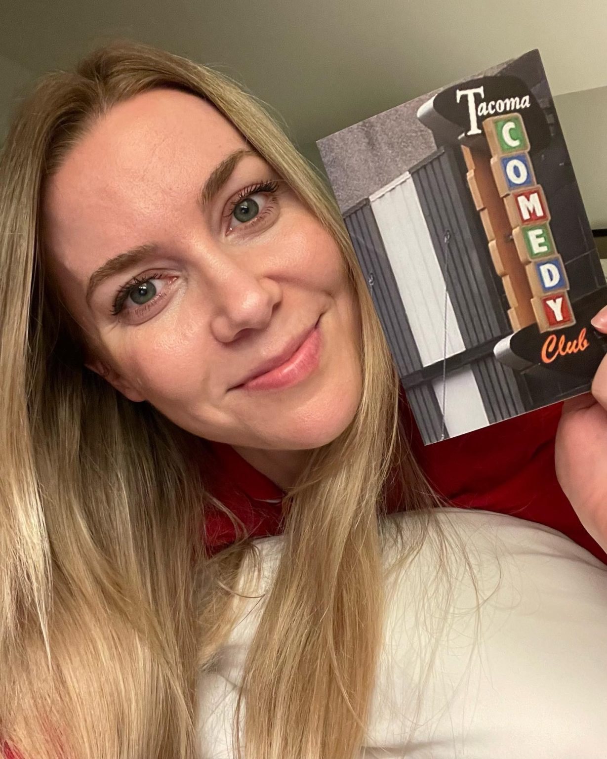 Kelsey Cook Husband, Past Affairs, Net Worth, and Bio - Starcelenews